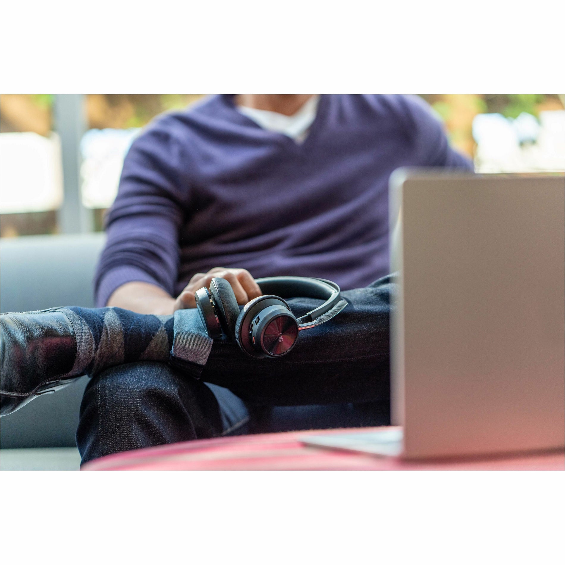 Poly 77Y90AA Voyager Focus 2-M Microsoft Teams Certified With Charge S ...