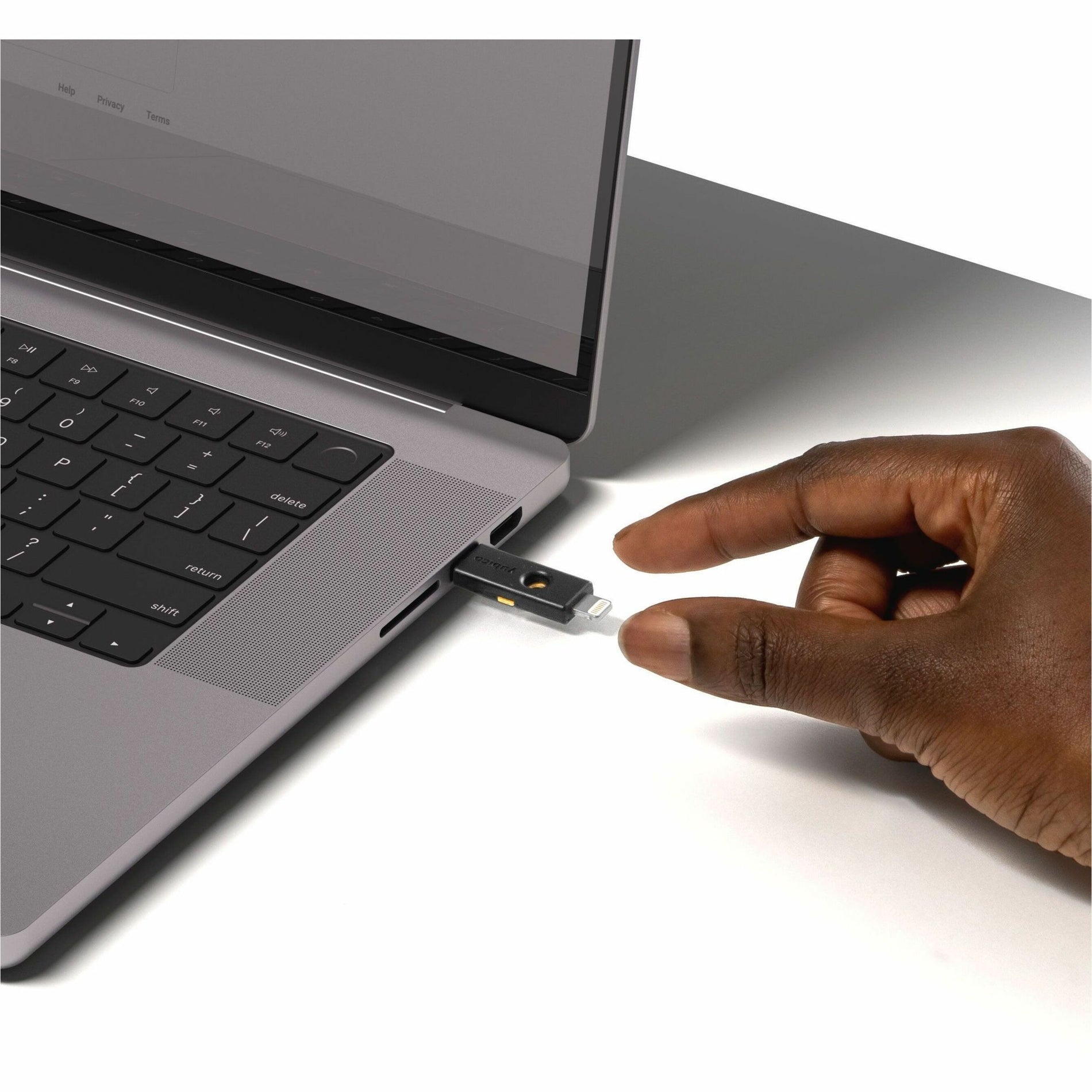 Yubico 8880001067 YubiKey 5Ci Security Token, Durable Water Resistant ...